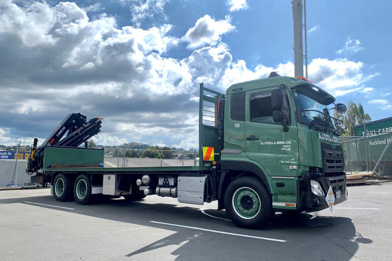 Crane Truck Hire Auckland, Reliable Hiab Hire Services – Tutill Carriers